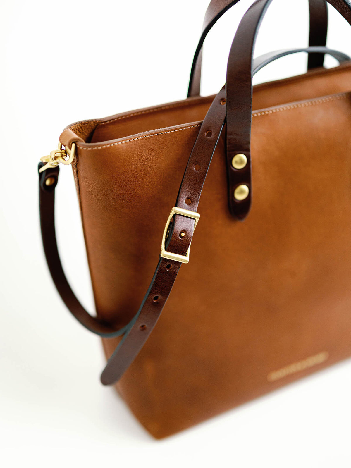 Medium Zip Tote – Clayton & Crume