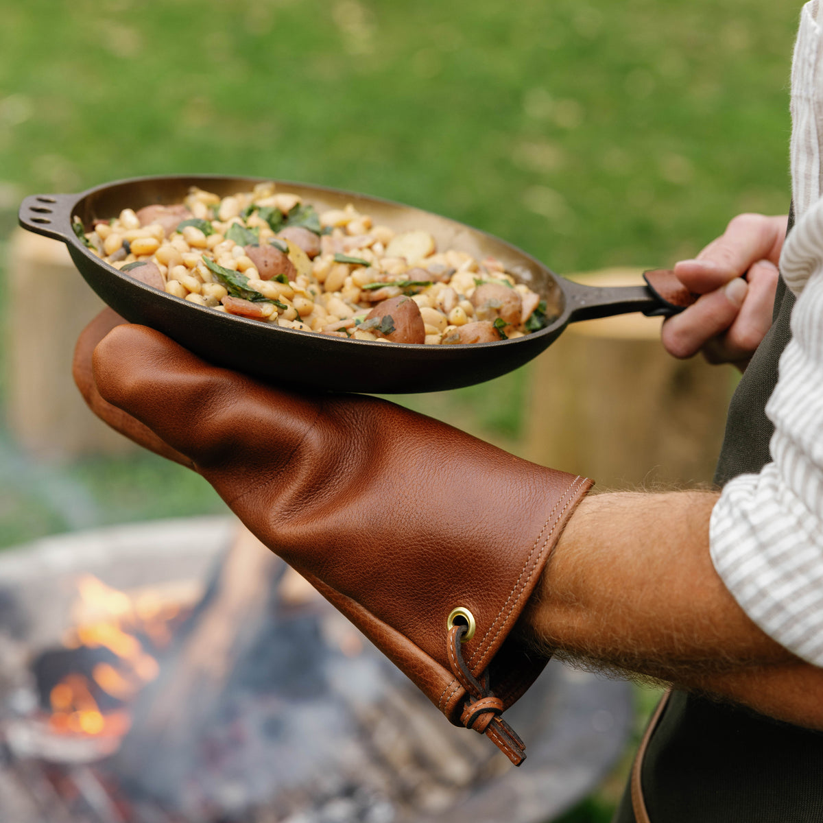 Leather Grill Mitt – Clayton & Crume